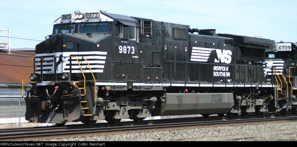NS 9873